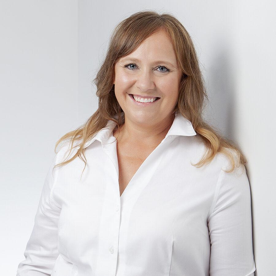 Lori Schledewitz, Counsellor/Therapist, Oakville, ON - TherapyTribe